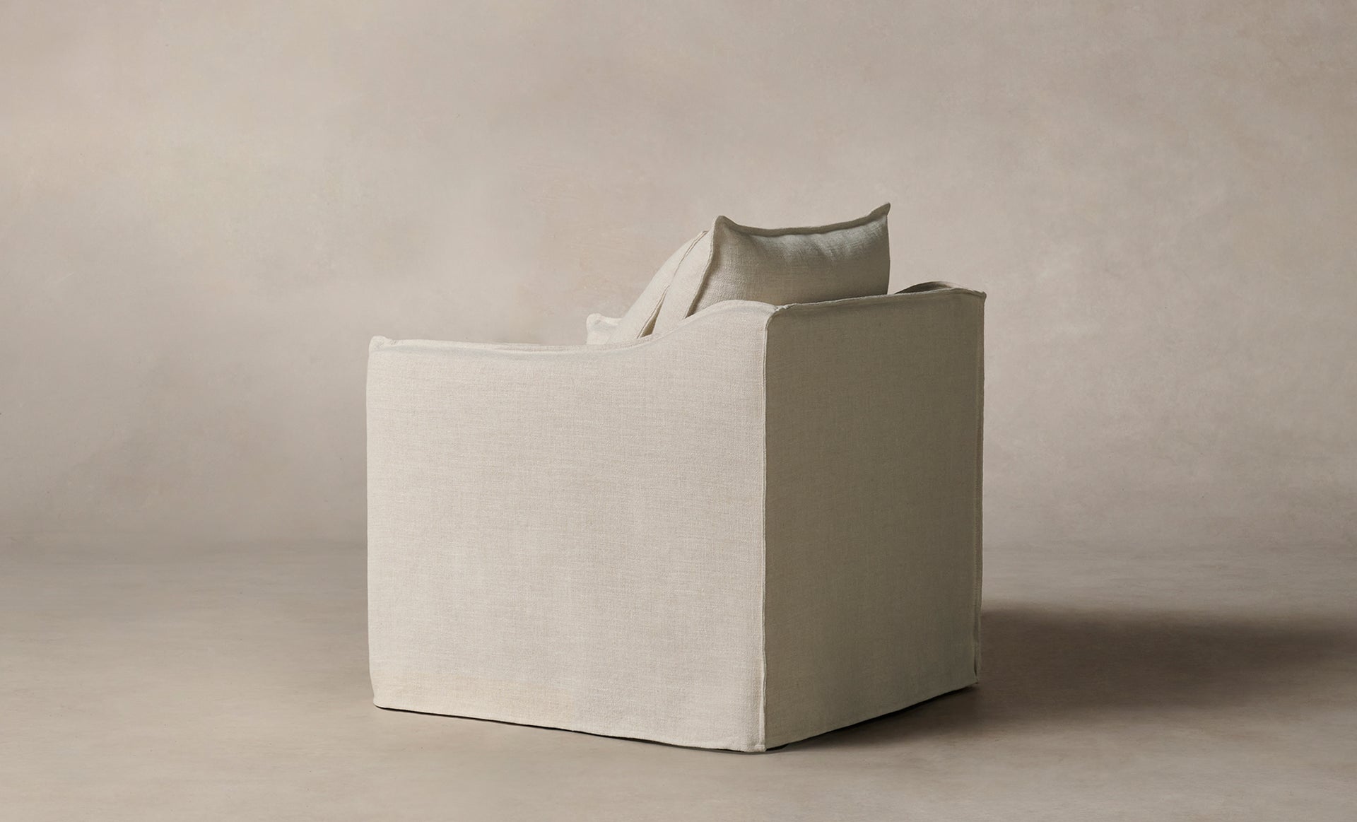 The Dune Chair - Performance Linen Weave Flour – Maiden Home
