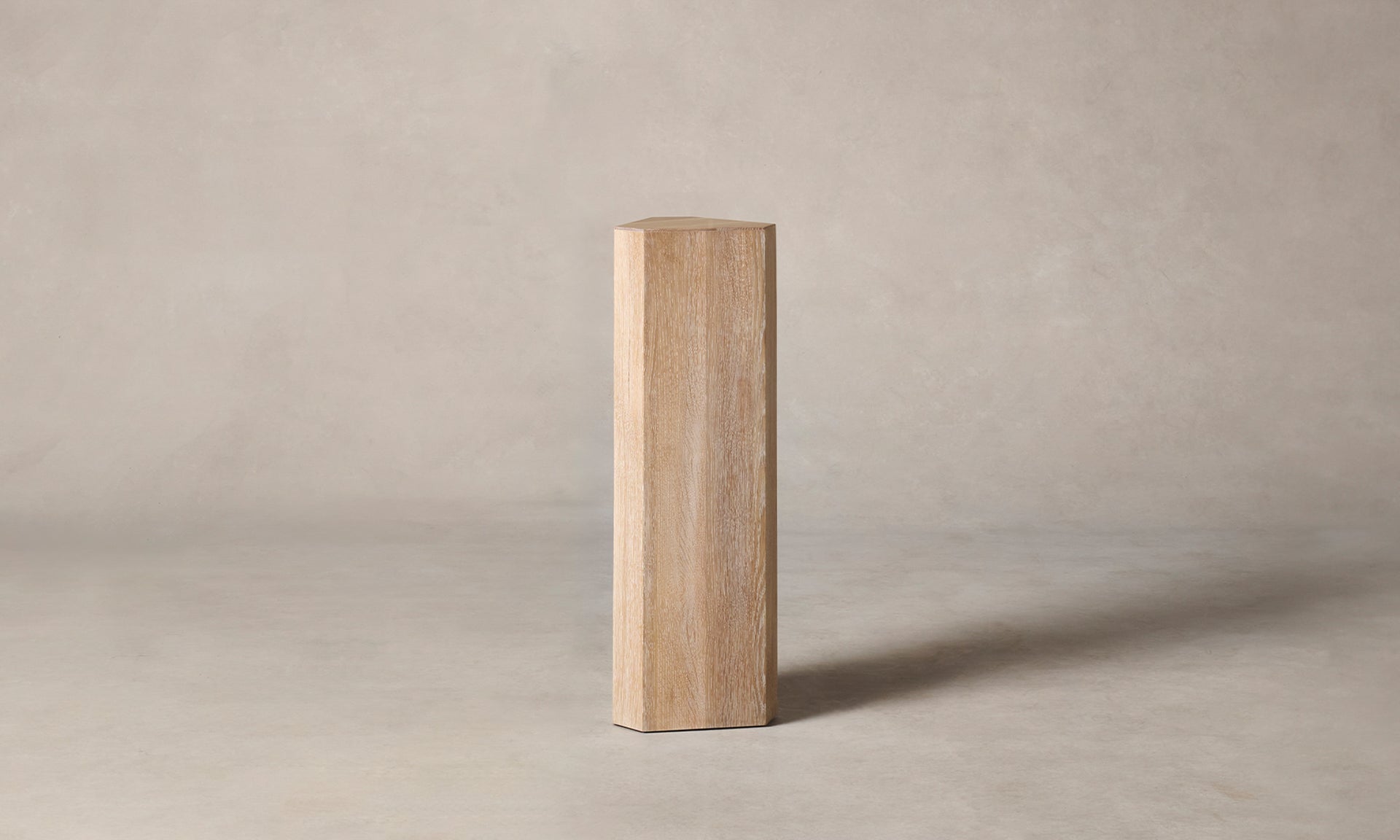 The Galerie Plinths – Maiden Home