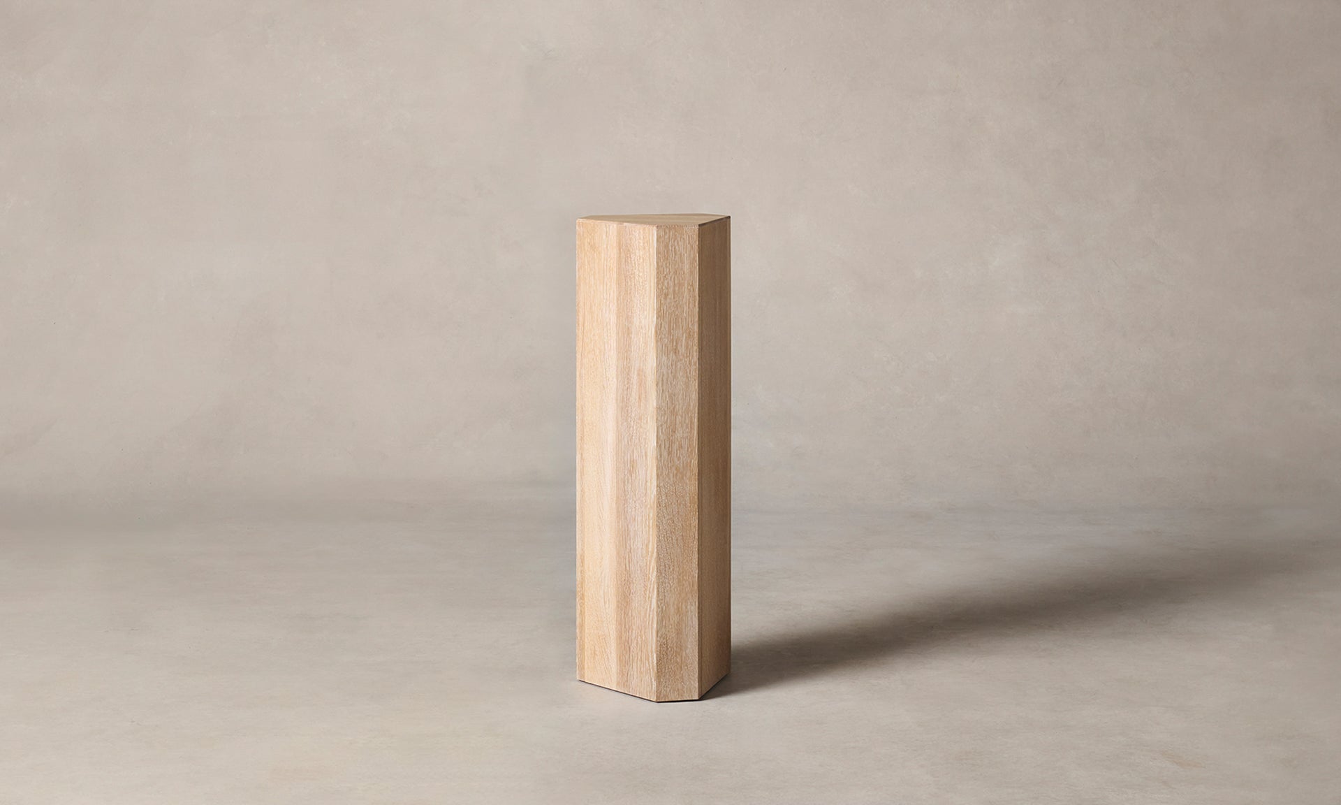 The Galerie Plinths – Maiden Home